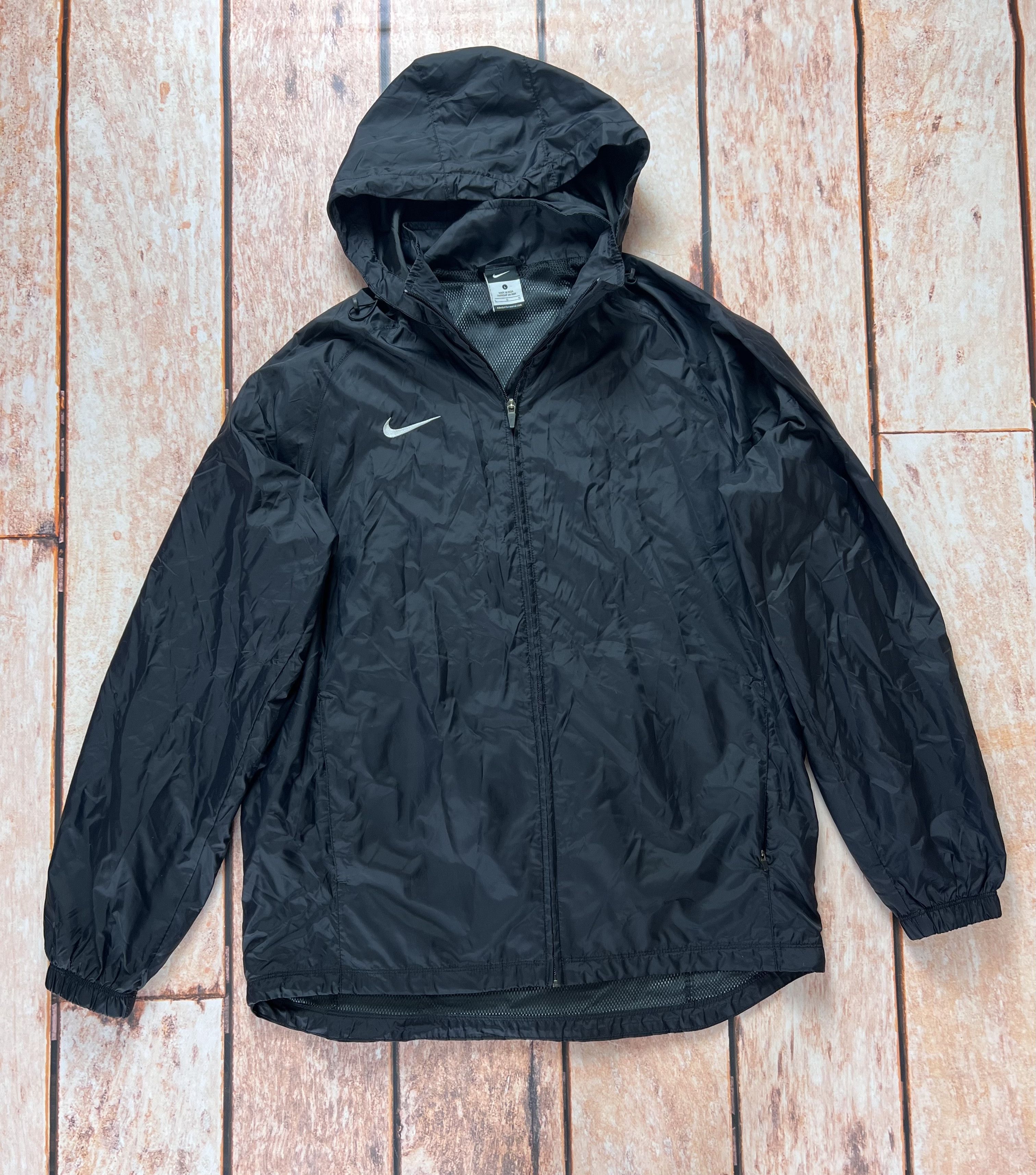Nike × Sportswear × Streetwear Nike Light jacket black | Grailed