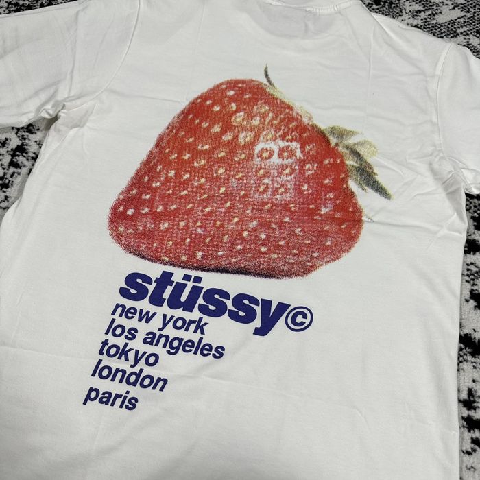Stussy STUSSY STRAWBERRY TEE IN WHITE SIZE SMALL | Grailed