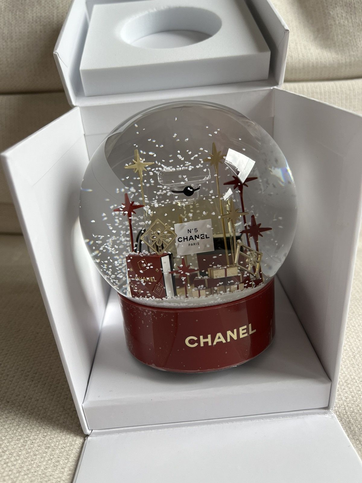 Chanel Brand new Chanel N5 2022 Christmas vip gift snow globe | Grailed