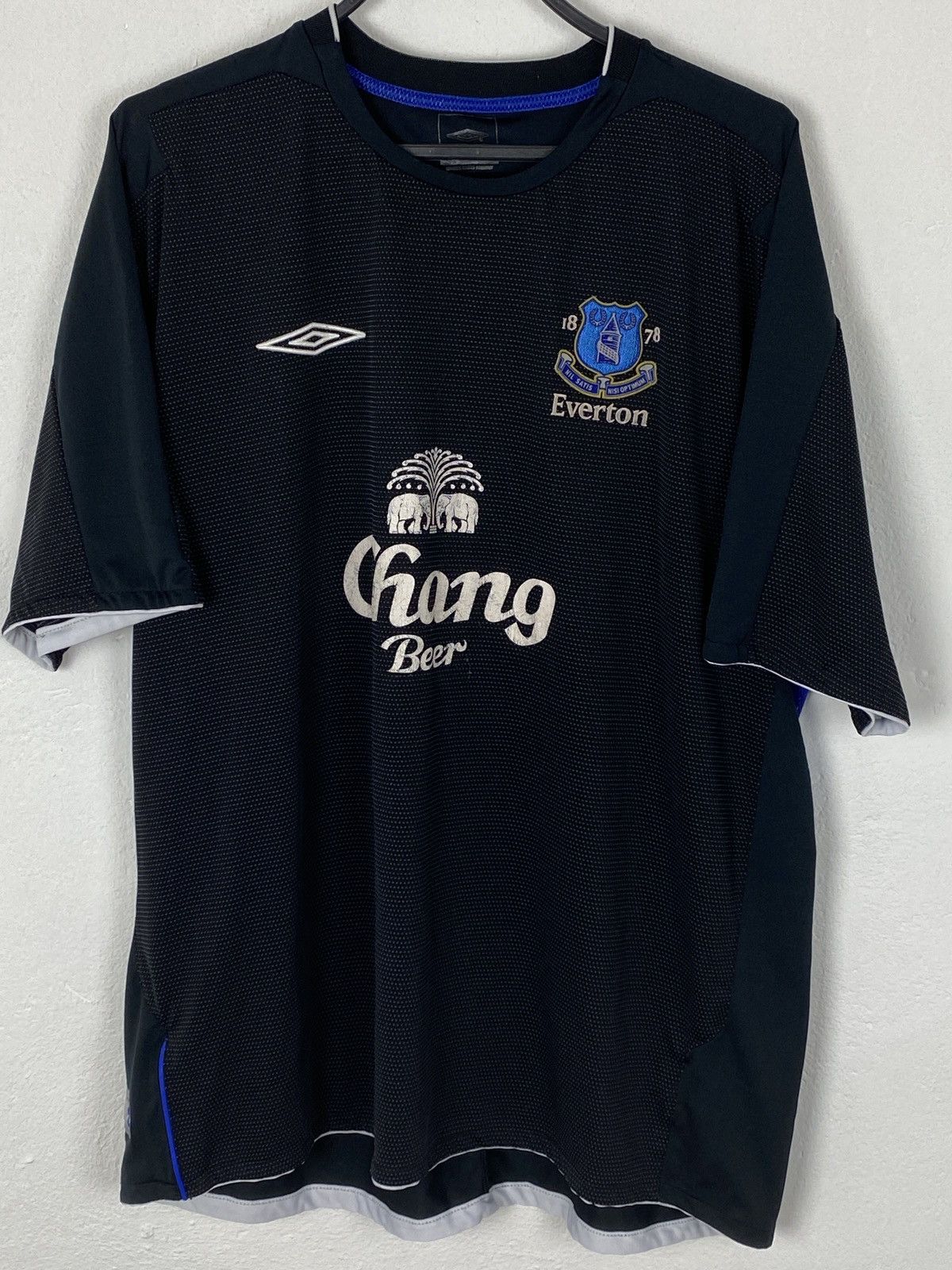 Umbro Umbro x Everton FC Chang Soccer Jersey In Black | Grailed