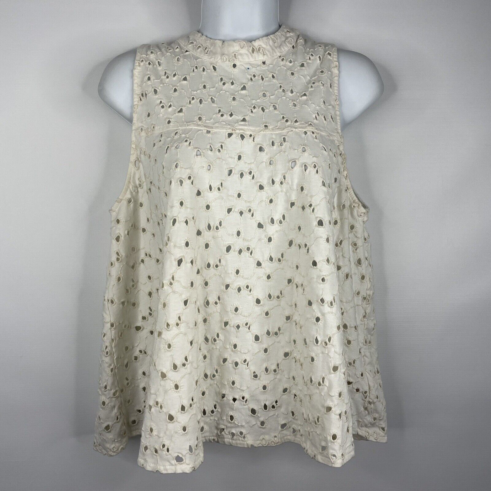 Free People Ivory Floral Eyelet Keyhole Button Back Sleeveless Top ...