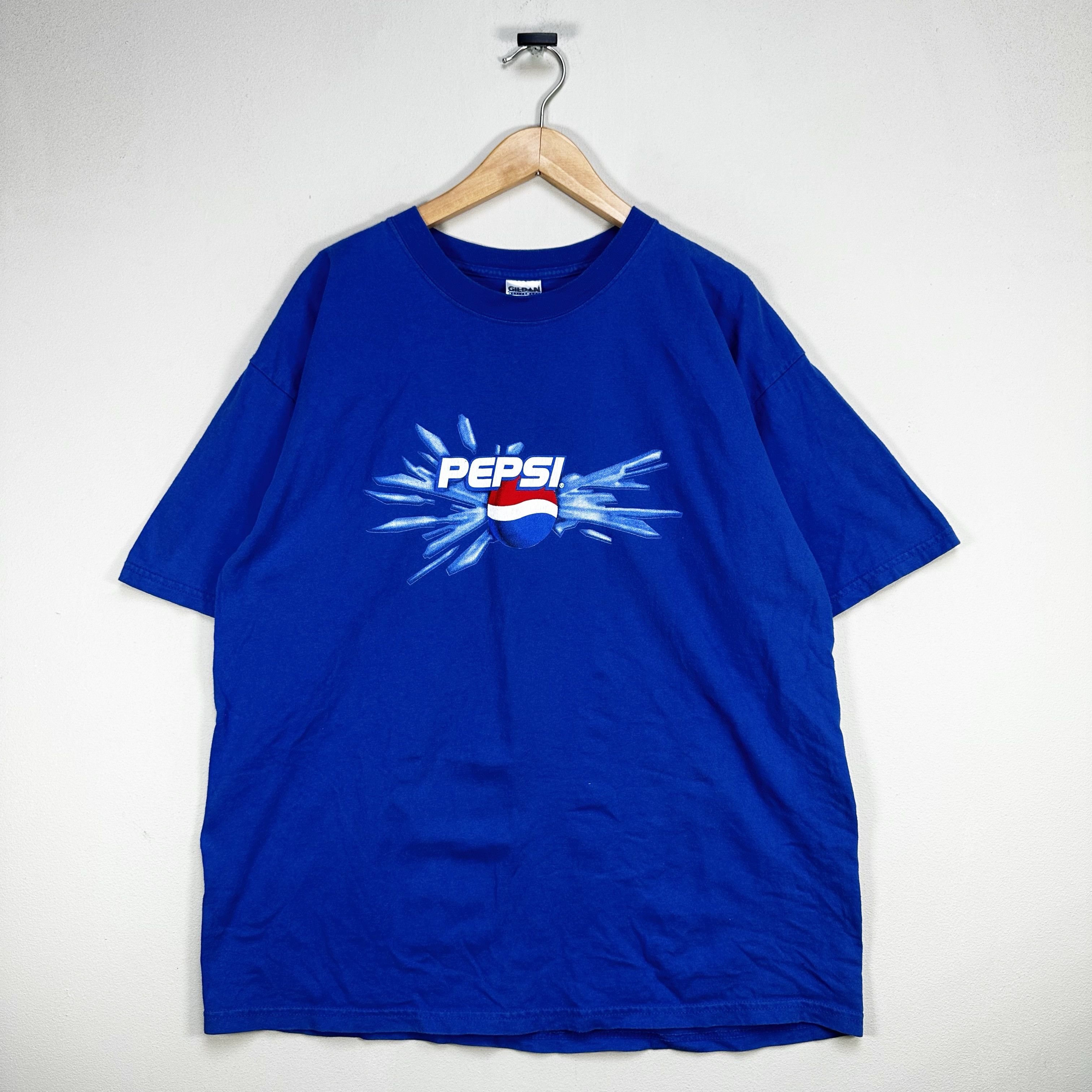 Streetwear Vintage 00s Pepsi Classic Logo Graphic Tee | Grailed