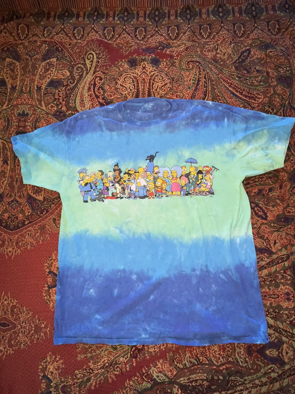 The Simpsons × Vintage The Simpsons Universal Studios Full Cast Tee ...