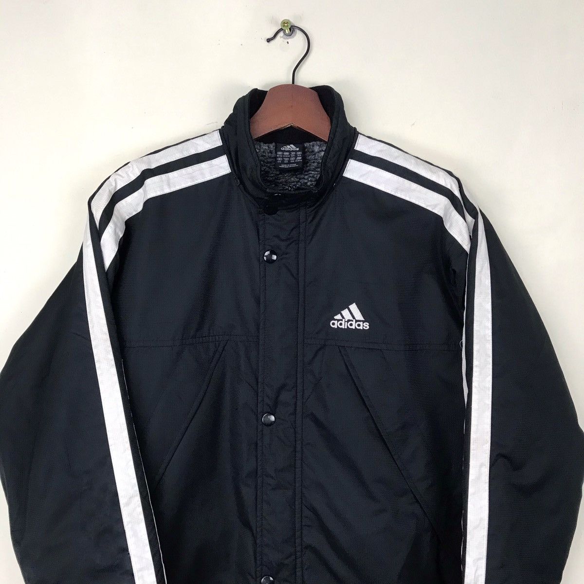 Adidas Adidas coach jacket sherpa linen small logo embroidered | Grailed