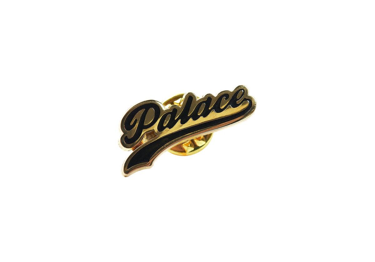 Palace × Streetwear PALACE SCRIPT PIN BADGE BLACK | Grailed