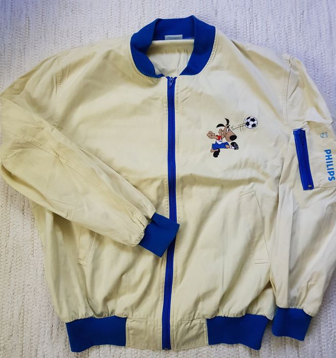 Other World Cup USA 94 Striker Dog Full Zip Bomber Jacket 90s | Grailed