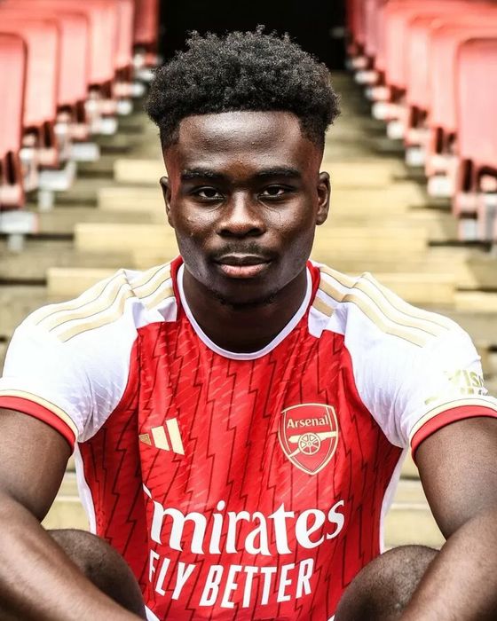 Vintage BUKAYO SAKA SIGNED Arsenal Signature Jersey + COA 23/24 | Grailed