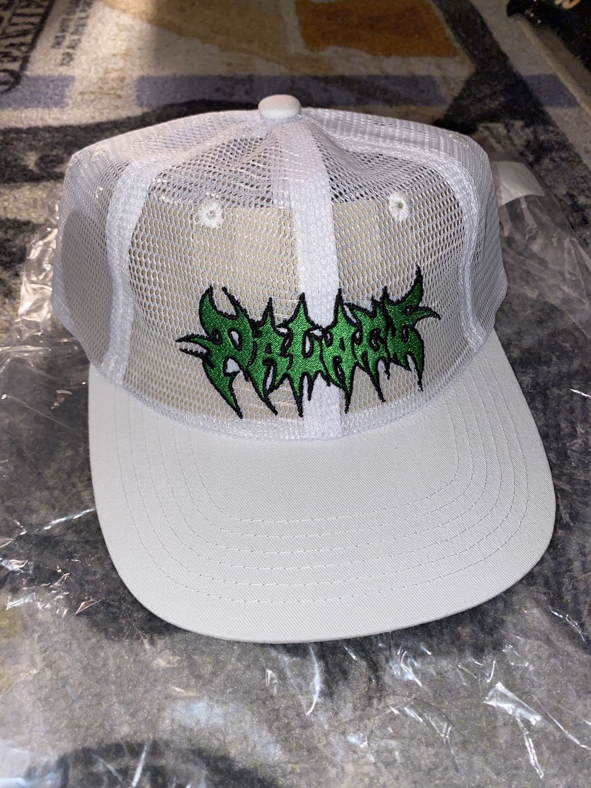 Palace Palace Semi Mosh Pal Hat White | Grailed