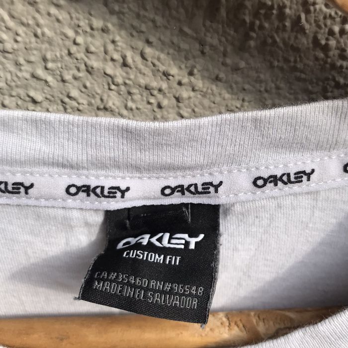Oakley OAKLEY software graphic tee | Grailed