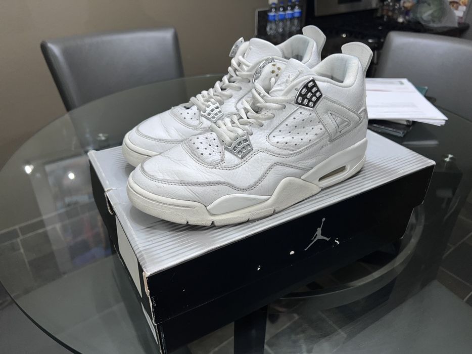 Take A Look About Bling Jordan 4
