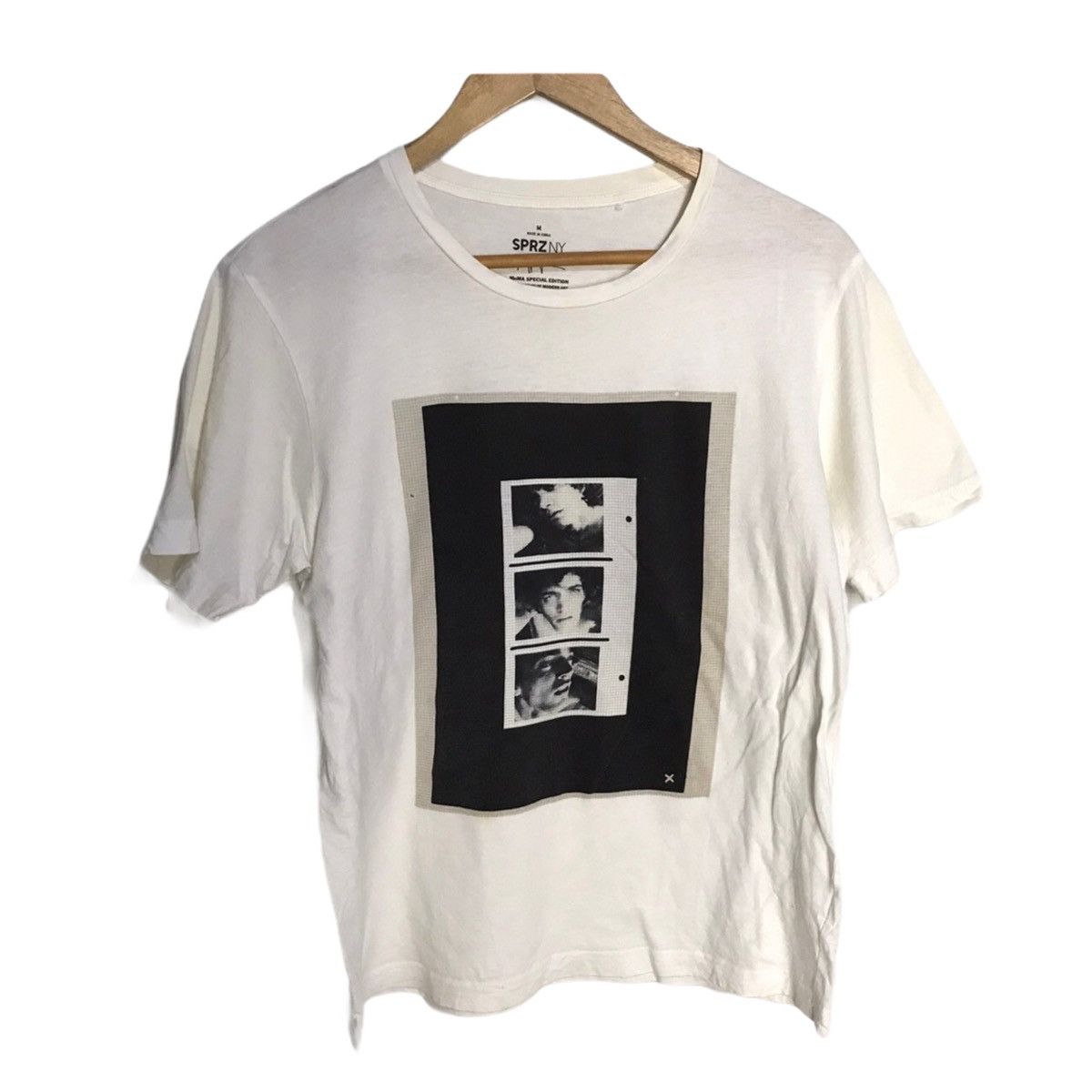 Art × Uniqlo Moma special edition Uniqlo x robert mapplethorpe tshirt ...