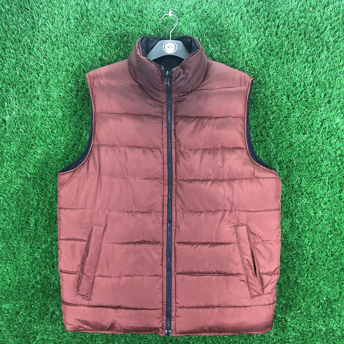 Gap × Streetwear × Tracey Vest Vintage GAP Puffer Vest Reversible Hype ...