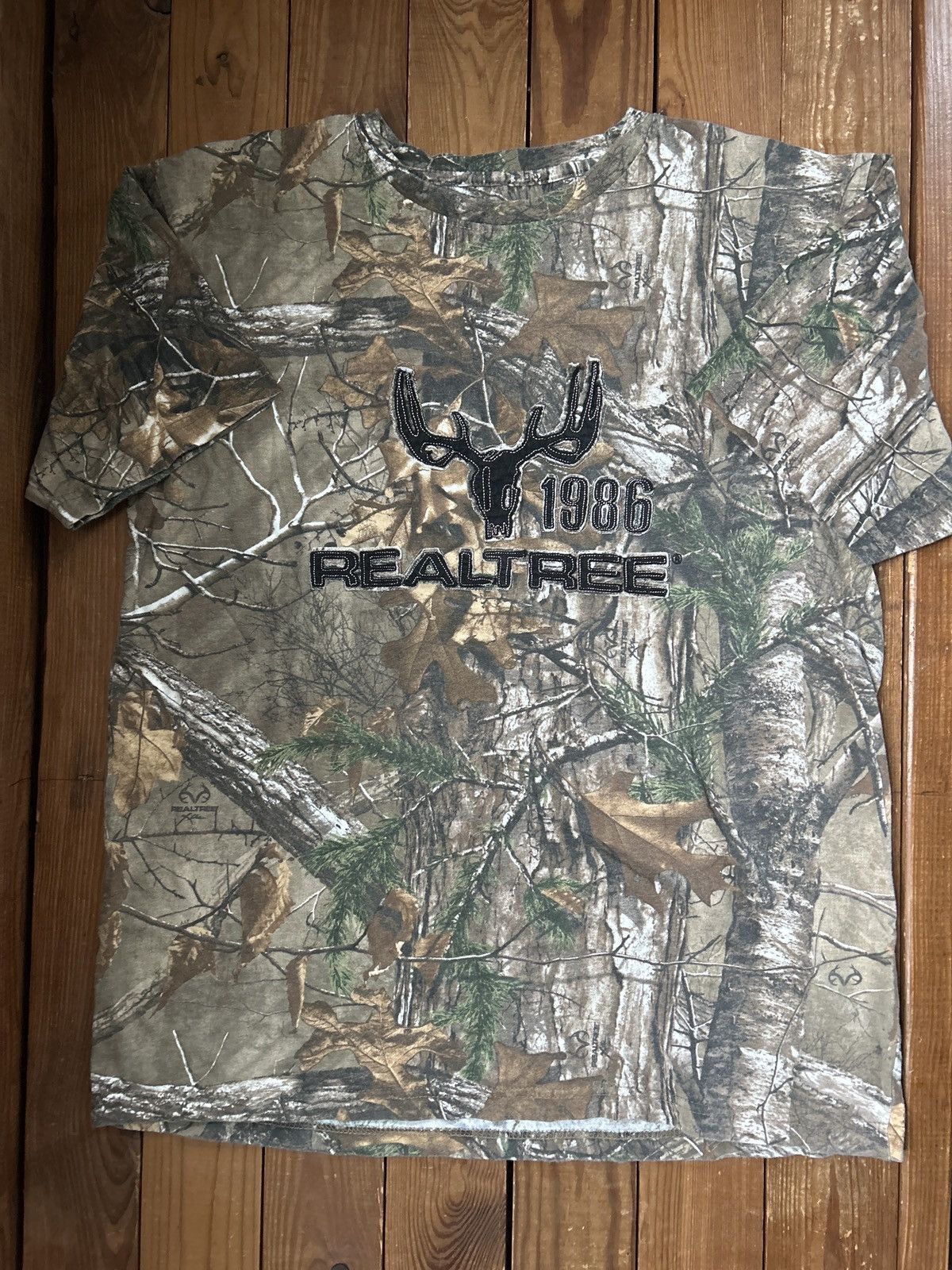 Realtree × Vintage Real Tree Camo Buckhorn River Tee Shirt | Grailed