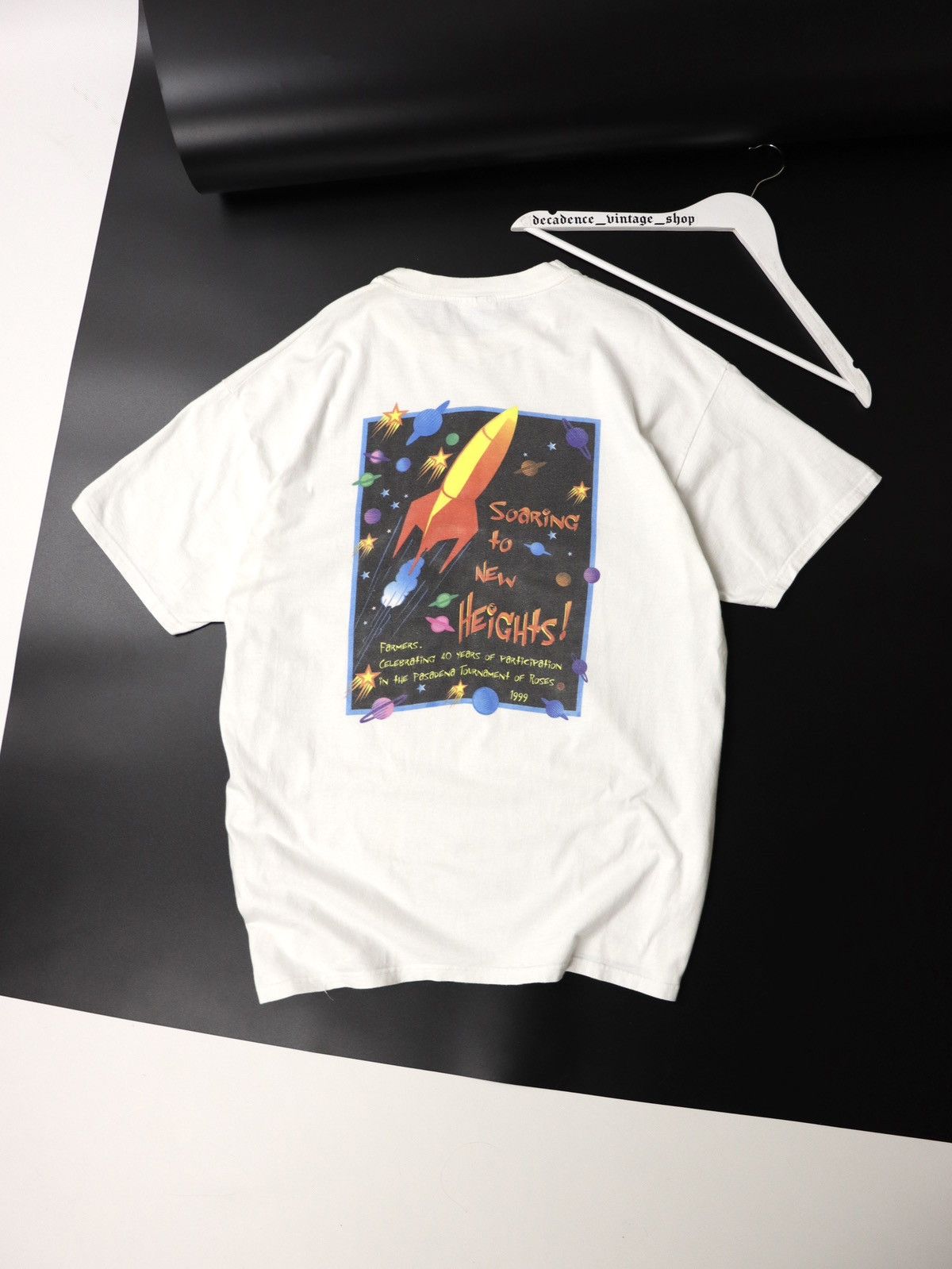 Art × Hanes × Vintage farmers space 1999 Vintage rocket T-shirt Hanes ...