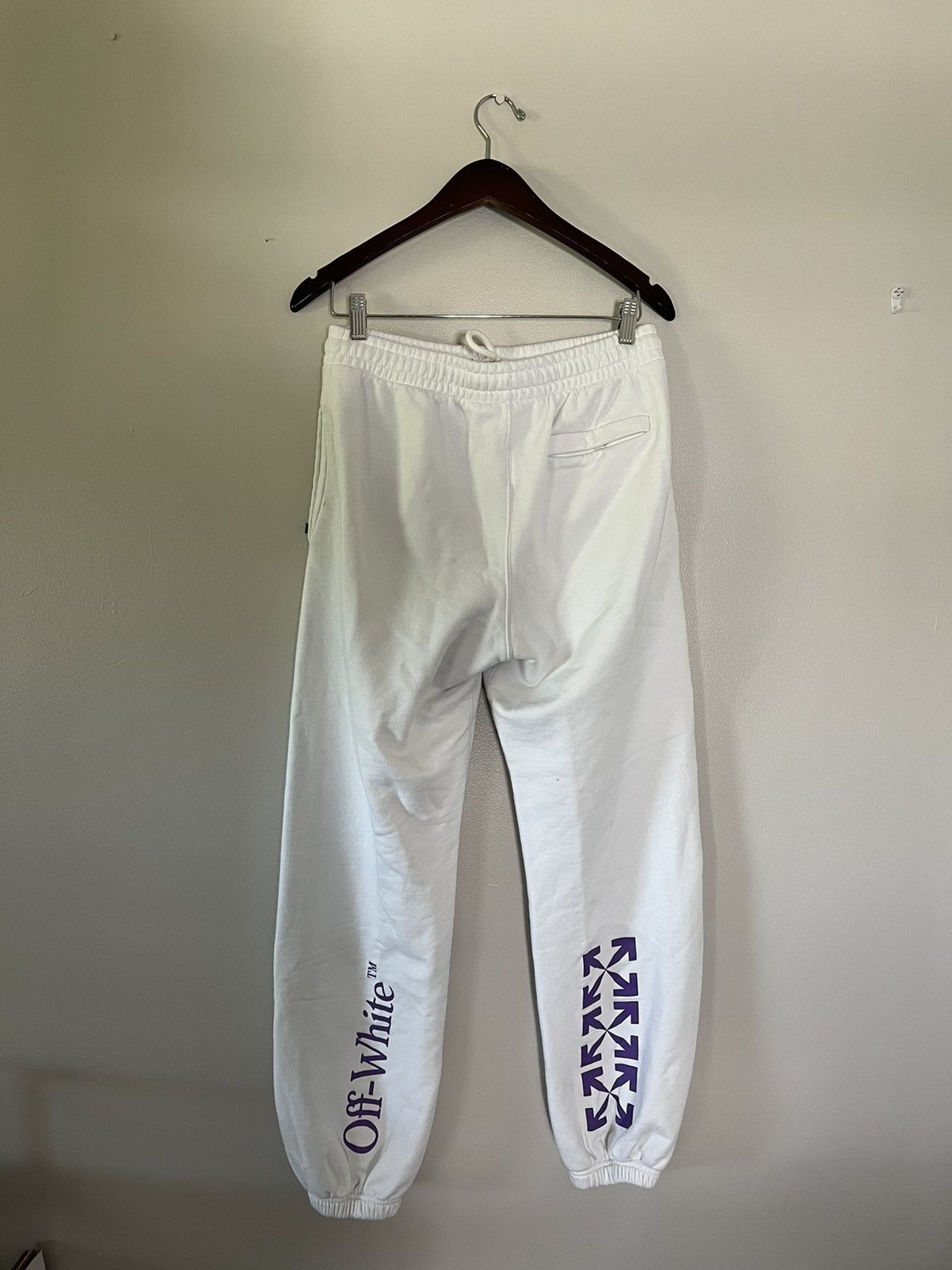 Off-White Off White Asia Exclusive Pencil Sketch Kiss Sweatpants | Grailed