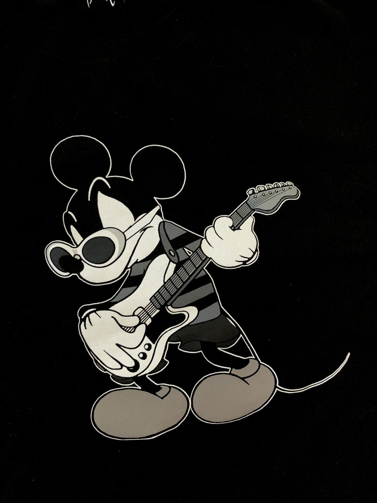 Revenge Revenge Mickey Mouse Kurt Cobain Nirvana Tee 🥣 Disney Large ...