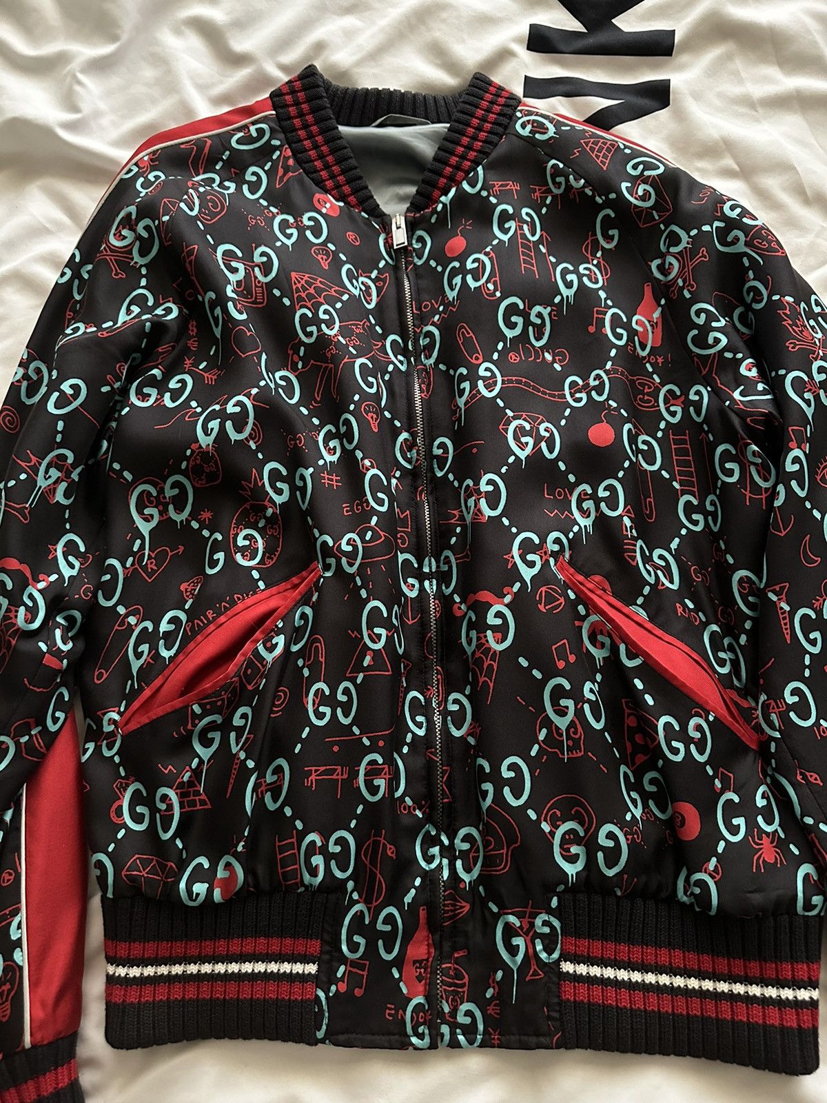 Gucci Gucci Ghost Graffiti Drip Silk Bomber | Grailed