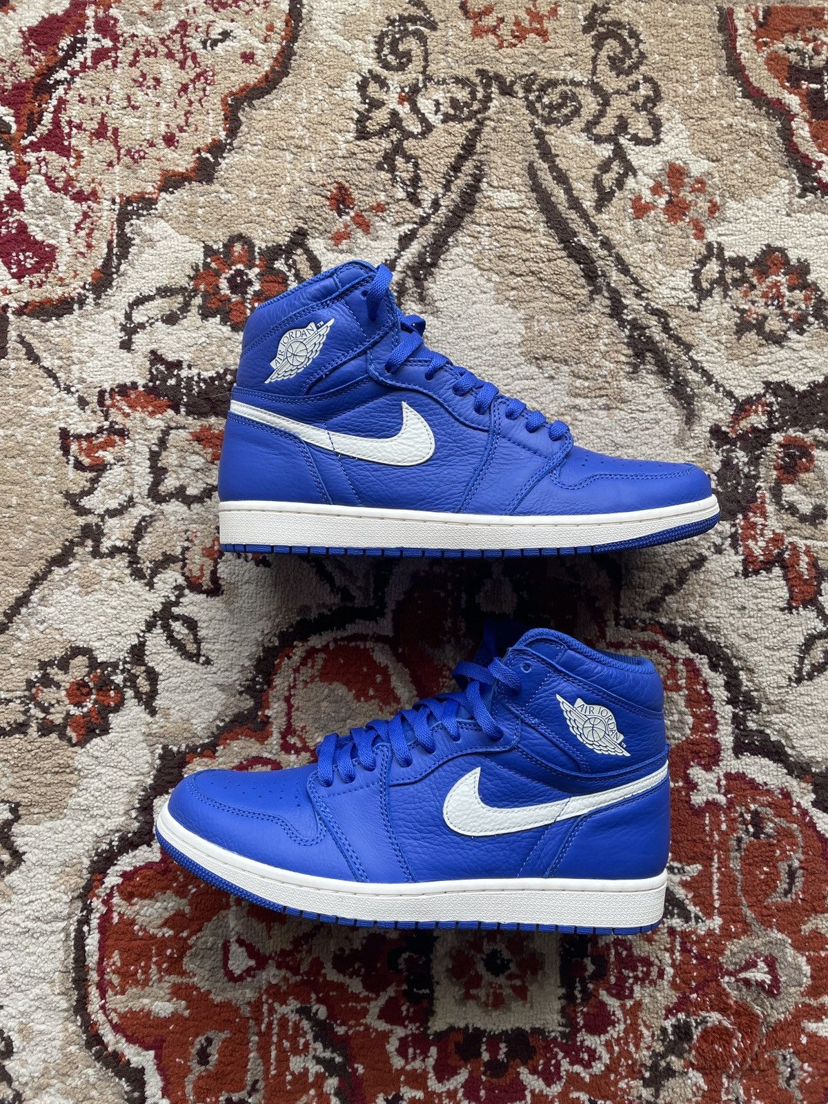 Nike Air Jordan 1 Retro High OG Hyper Royal 2018 | Grailed