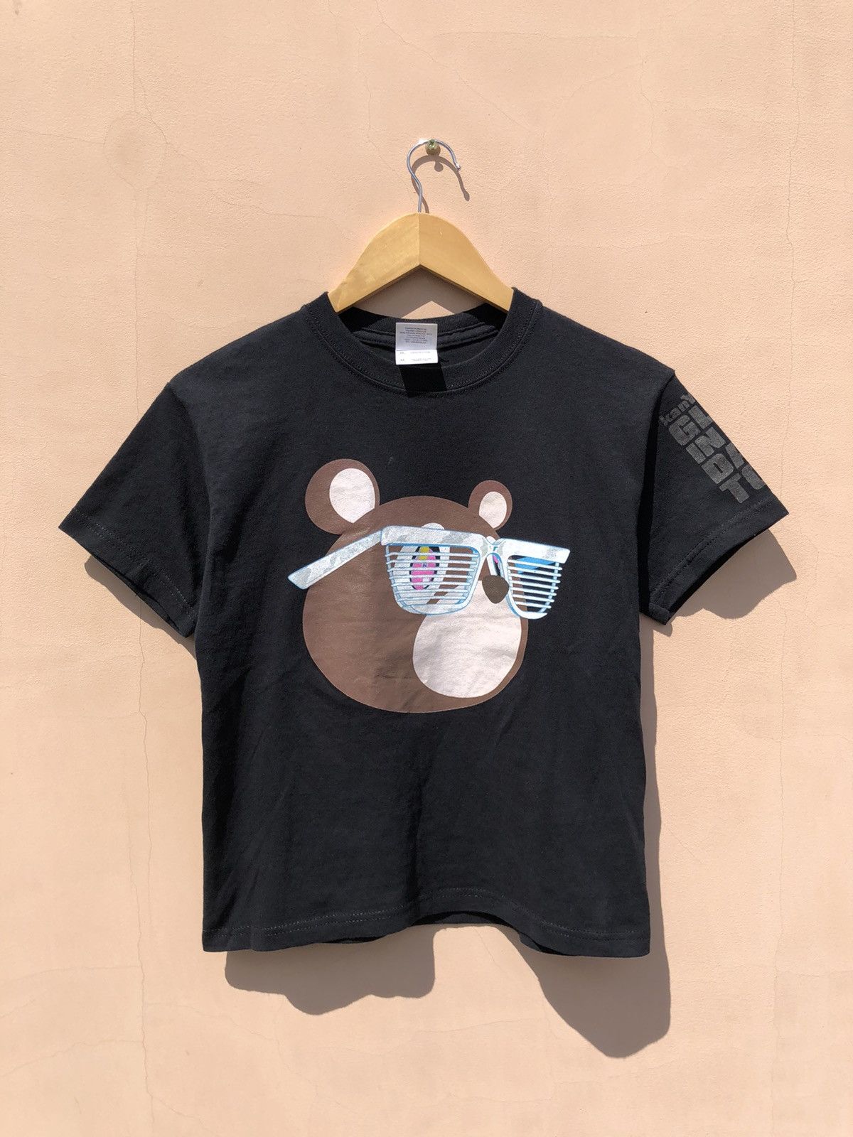 Kanye West Vintage 2007 Kanye West Glow in the Dark Tour Murakami Bear ...