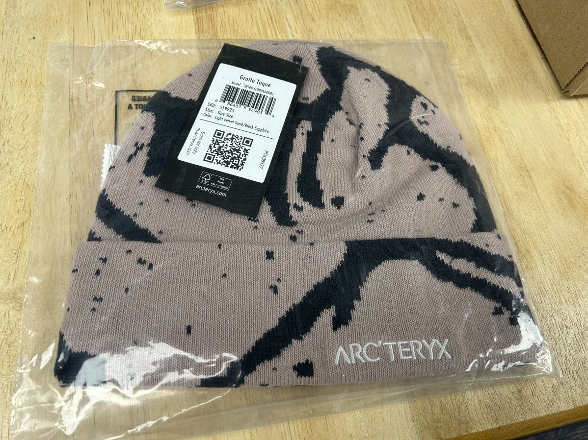 Arc'teryx Arc’teryx Grotto Toque Light Velvet Sand/Black Sapphire | Grailed Arc'teryx Arc’teryx Grotto Toque Light Velvet Sand/Black Sapphire | Grailed