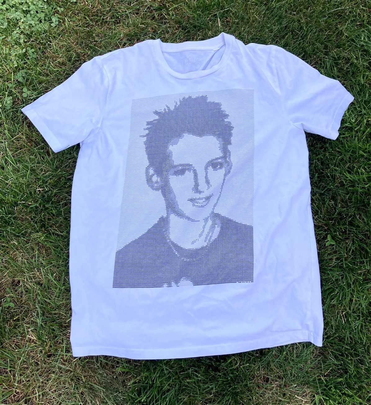 Dover Street Market × IDEA × Streetwear IDEA Portrait Graphic T Shirt ...