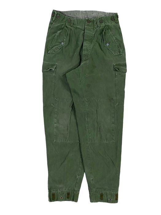 Vintage Vintage 70s C146 Swedish military double knee cargo pants | Grailed