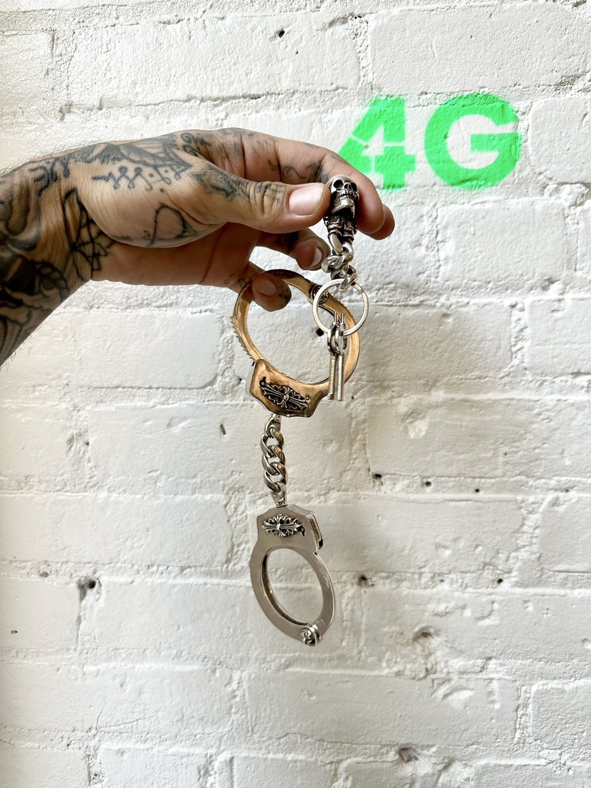 Chrome Hearts Chrome Hearts SOLID SILVER HANDCUFFS BRACELET 4Gseller ...