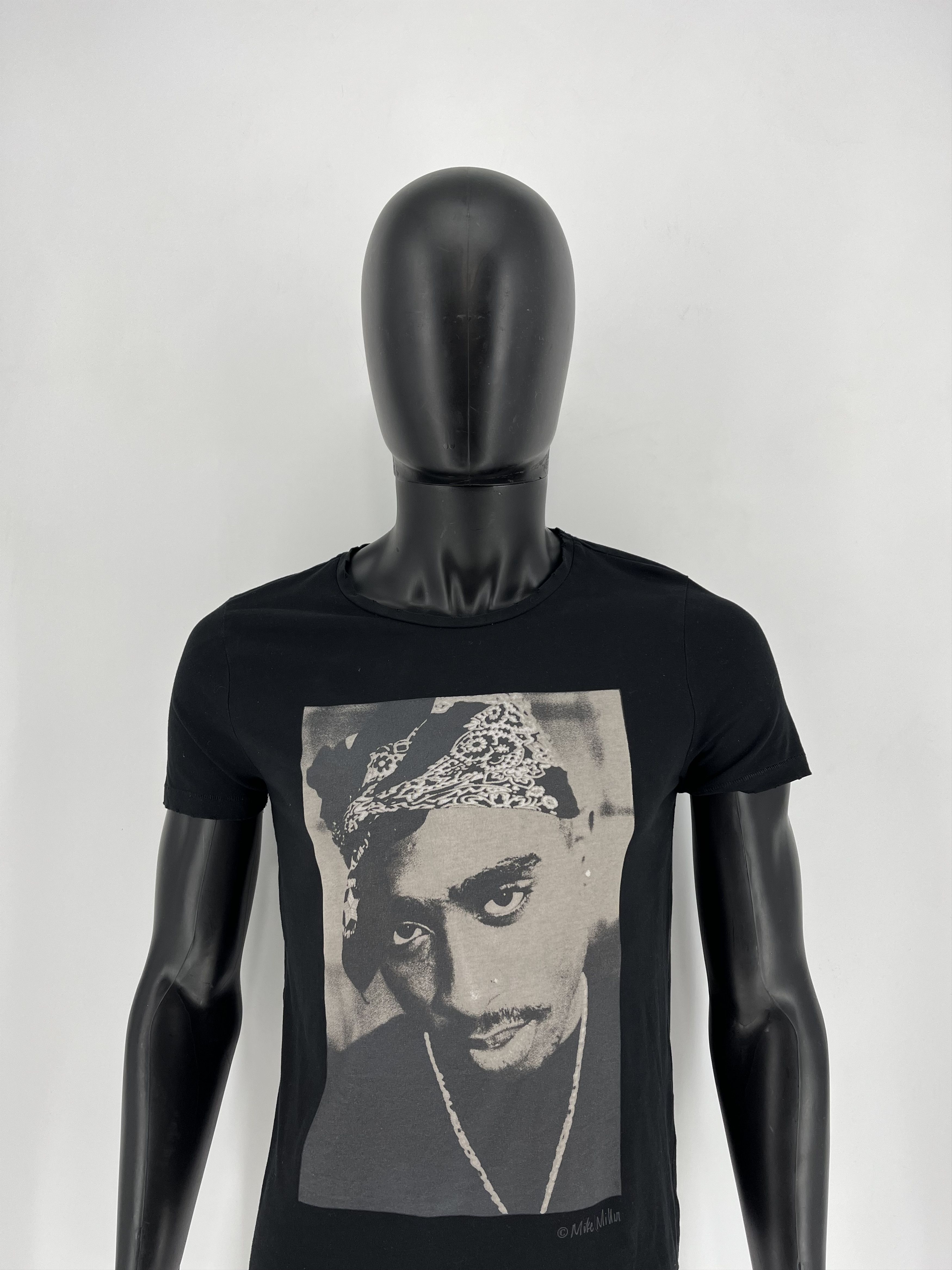 Band Tees × Rap Tees × Streetwear Vintage Y2K 2PaC FACE RAp Tee Art ...
