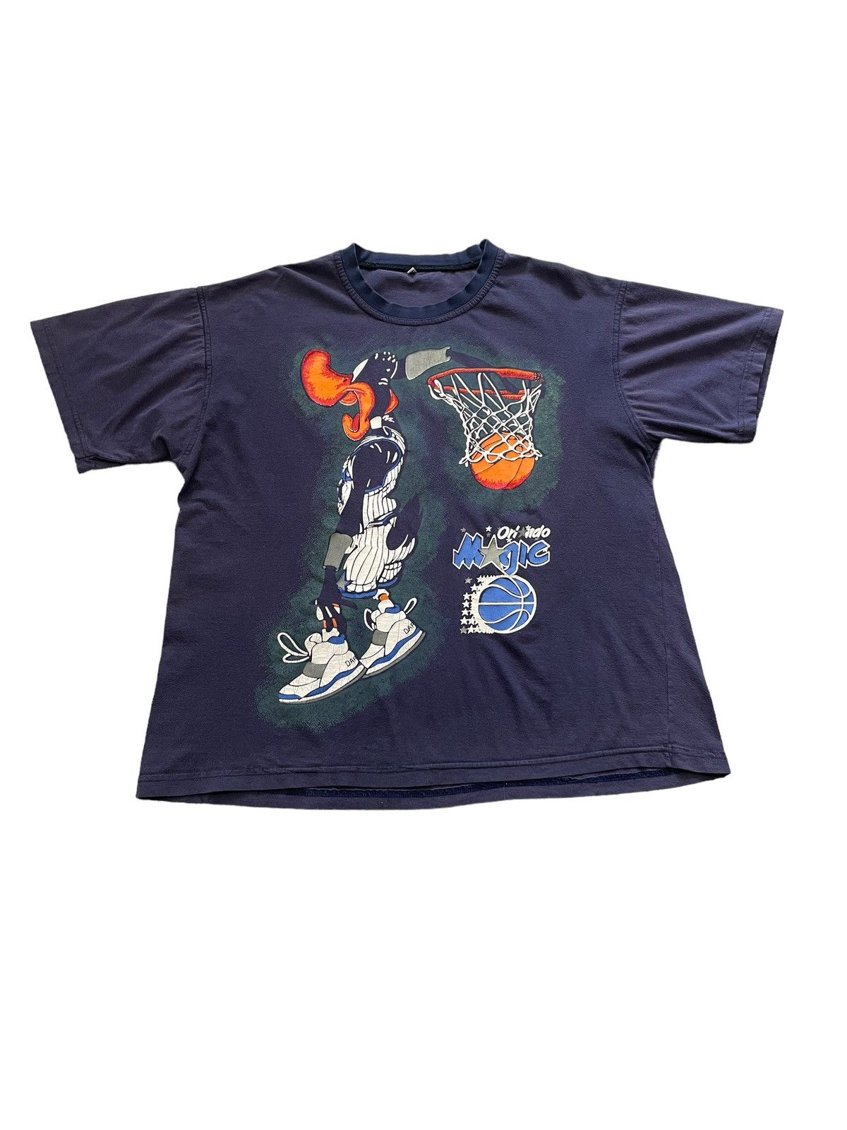 NBA × Vintage × Warner Bros Vintage 1995 Daffy Duck Orlando Magic tee ...