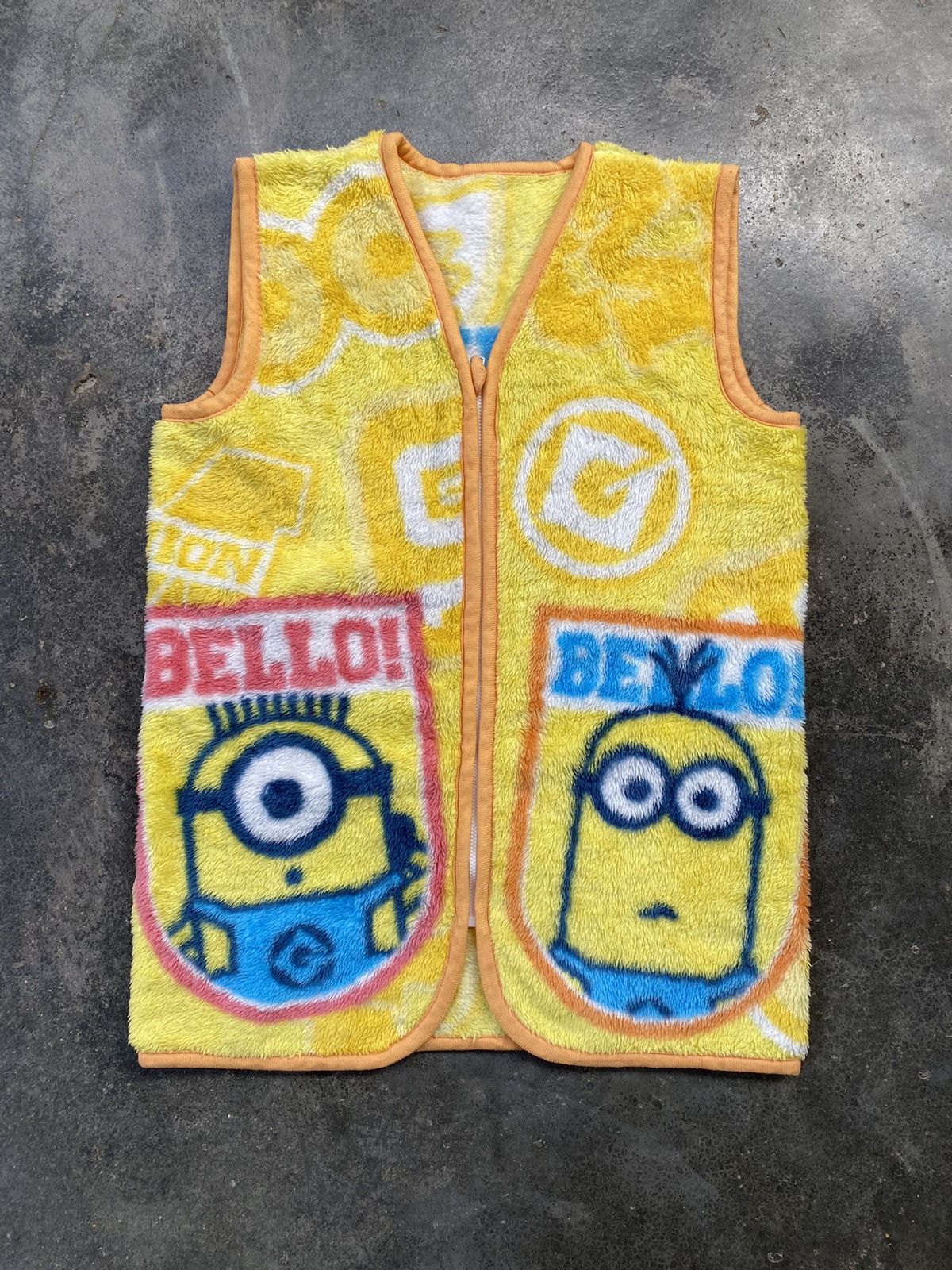 Cartoon Network × Universal Studios × Vintage Vintage Despicable Me ...