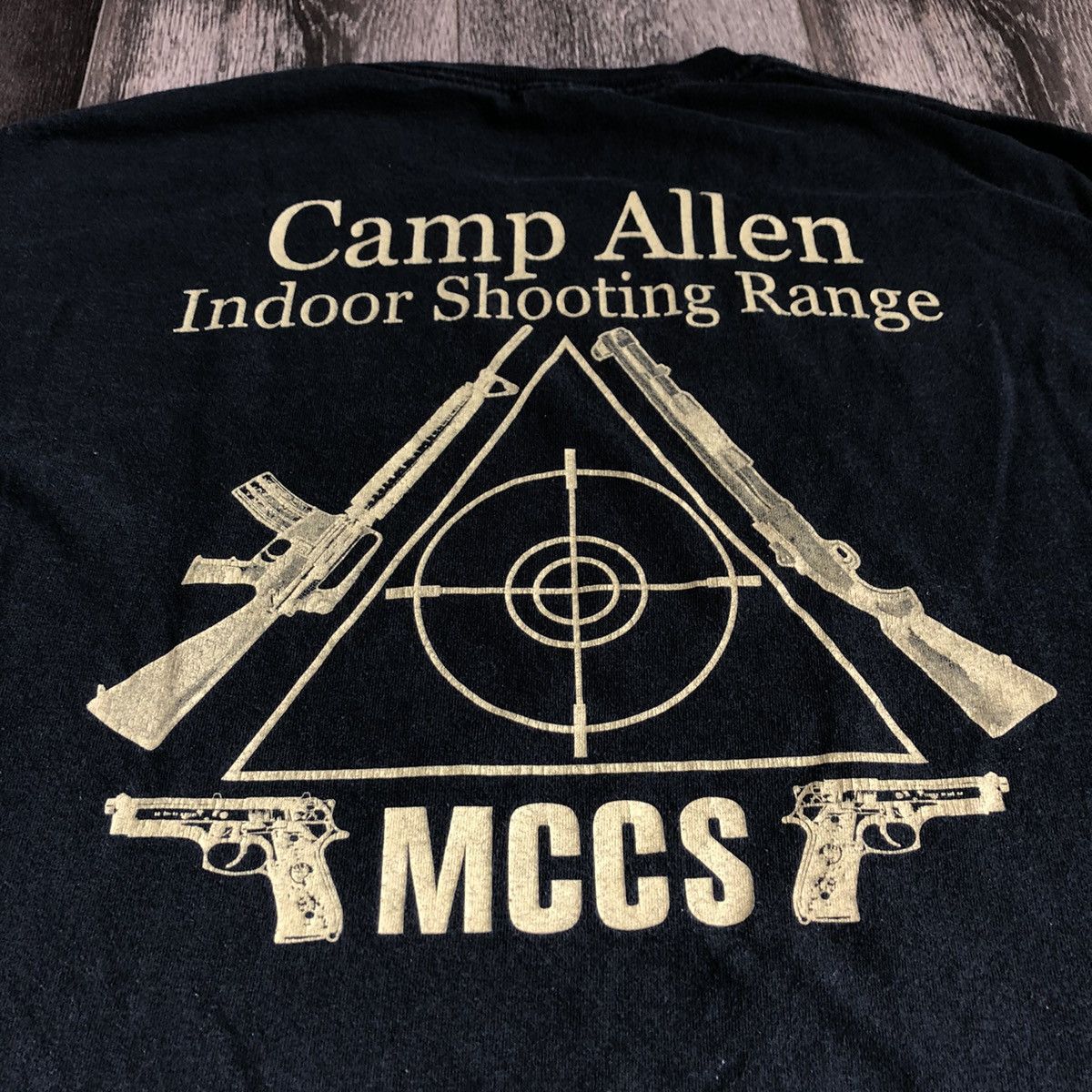 Vintage Vintage 00s Guns Camp Indoor Shooting Range Graphic Logo Tee ...