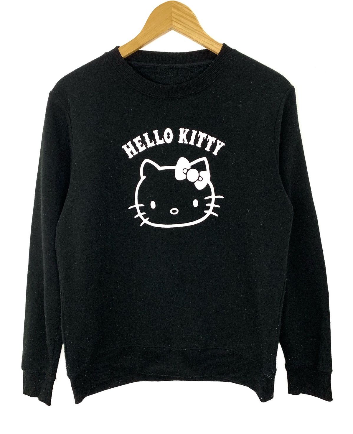 Anime × Cartoon Network × Vintage 🇯🇵 Vintage Hello Kitty SpellOut Logo ...