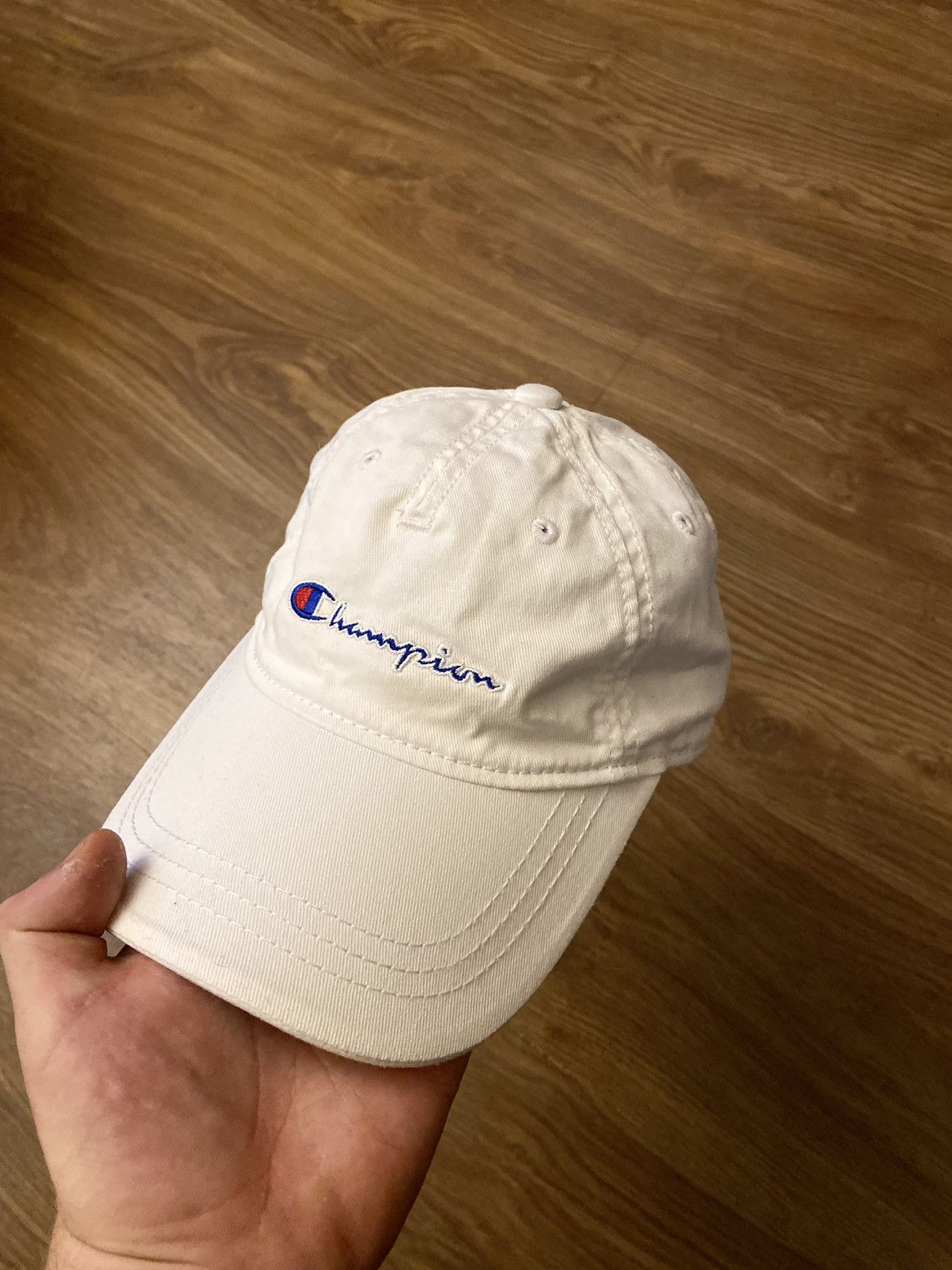 Champion CHAMPION VINTAGE 2000S WHITE OLD SCHOOL CAP | Grailed