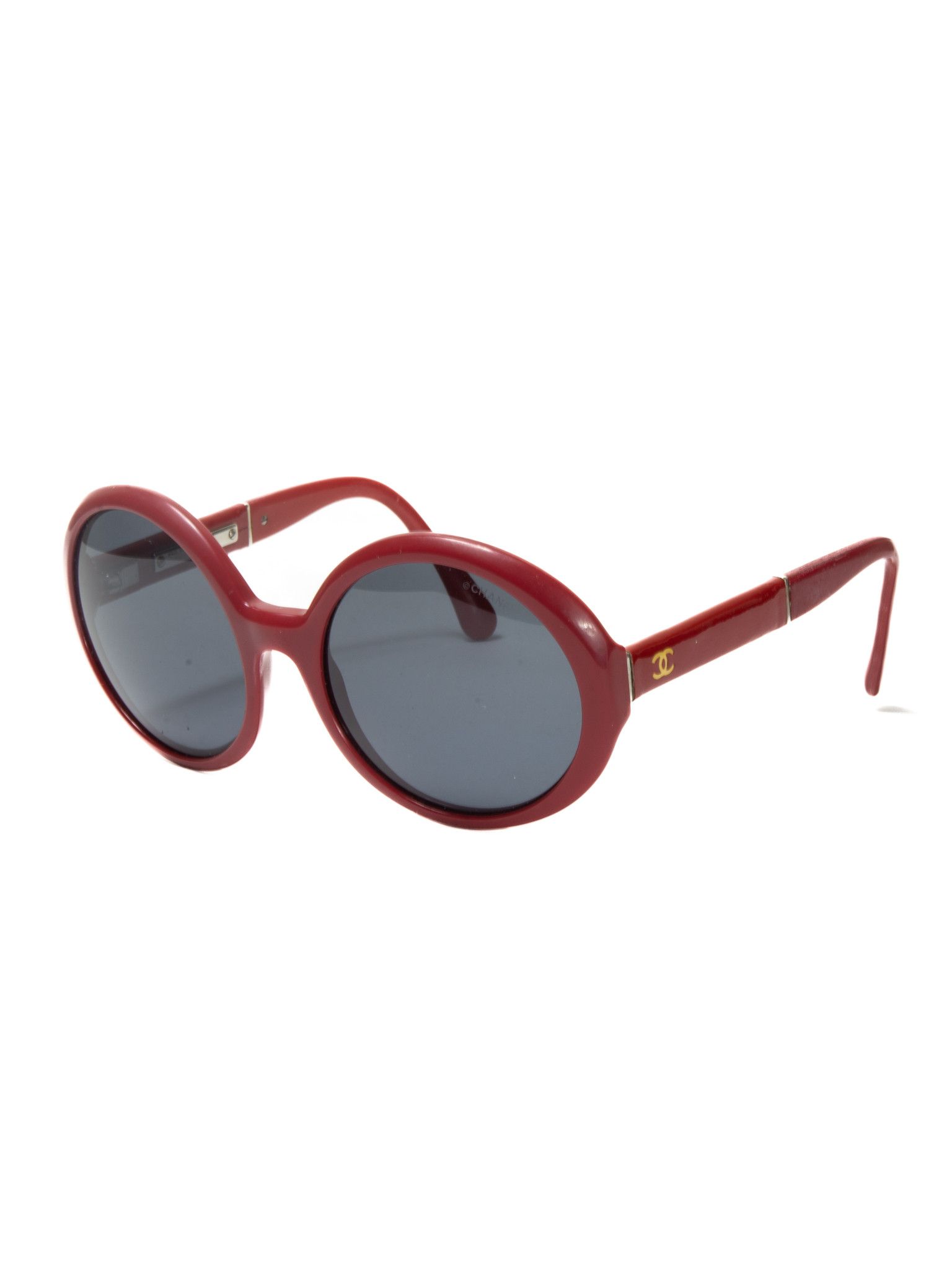 Chanel RED ROUND SUNGLASSES WITH CC LOGO | Grailed