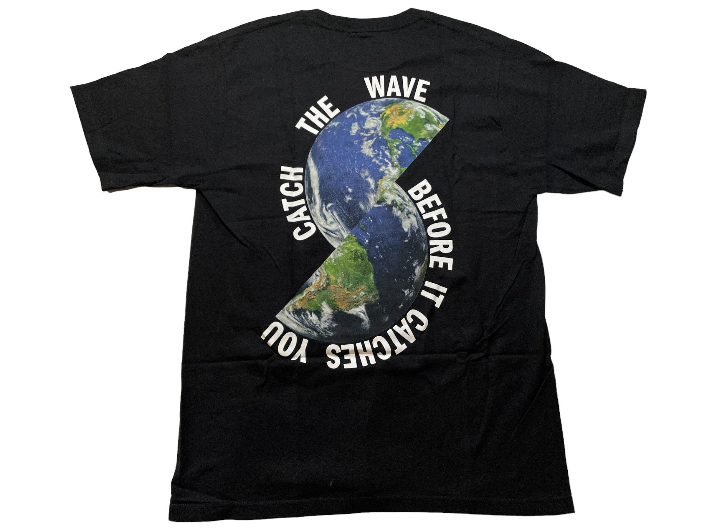 Rare × Streetwear × Stussy Stussy Catch The Wave Tee (MEDIUM) | Grailed