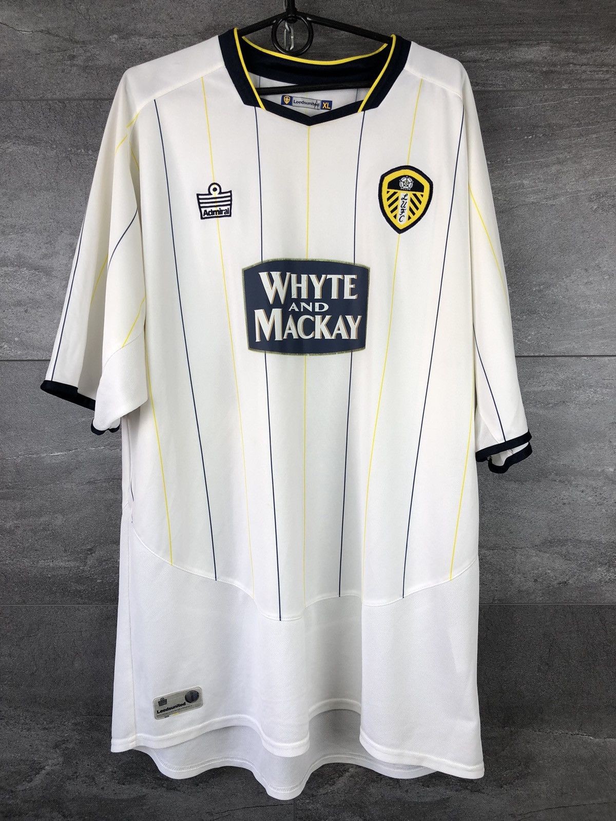 Jersey × Soccer Jersey × Vintage Leeds United 2005 - 2006 home football ...