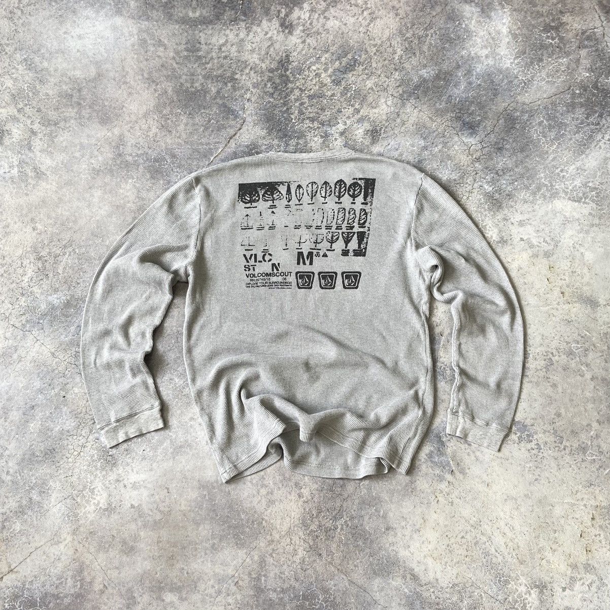 Japanese Brand VOLCOM 90s JAPANESE Y2K VINTAGE AVANGARDE PUNK SWEATER ...