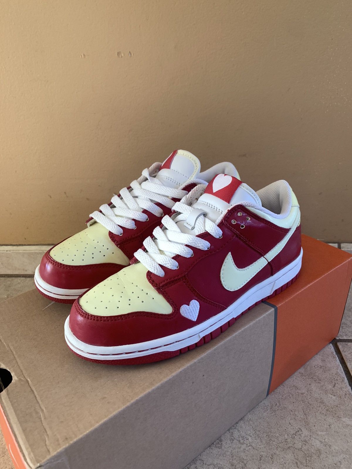 Nike Nike Dunk Low WMNS 2004 Valentines Day Hearts | Grailed