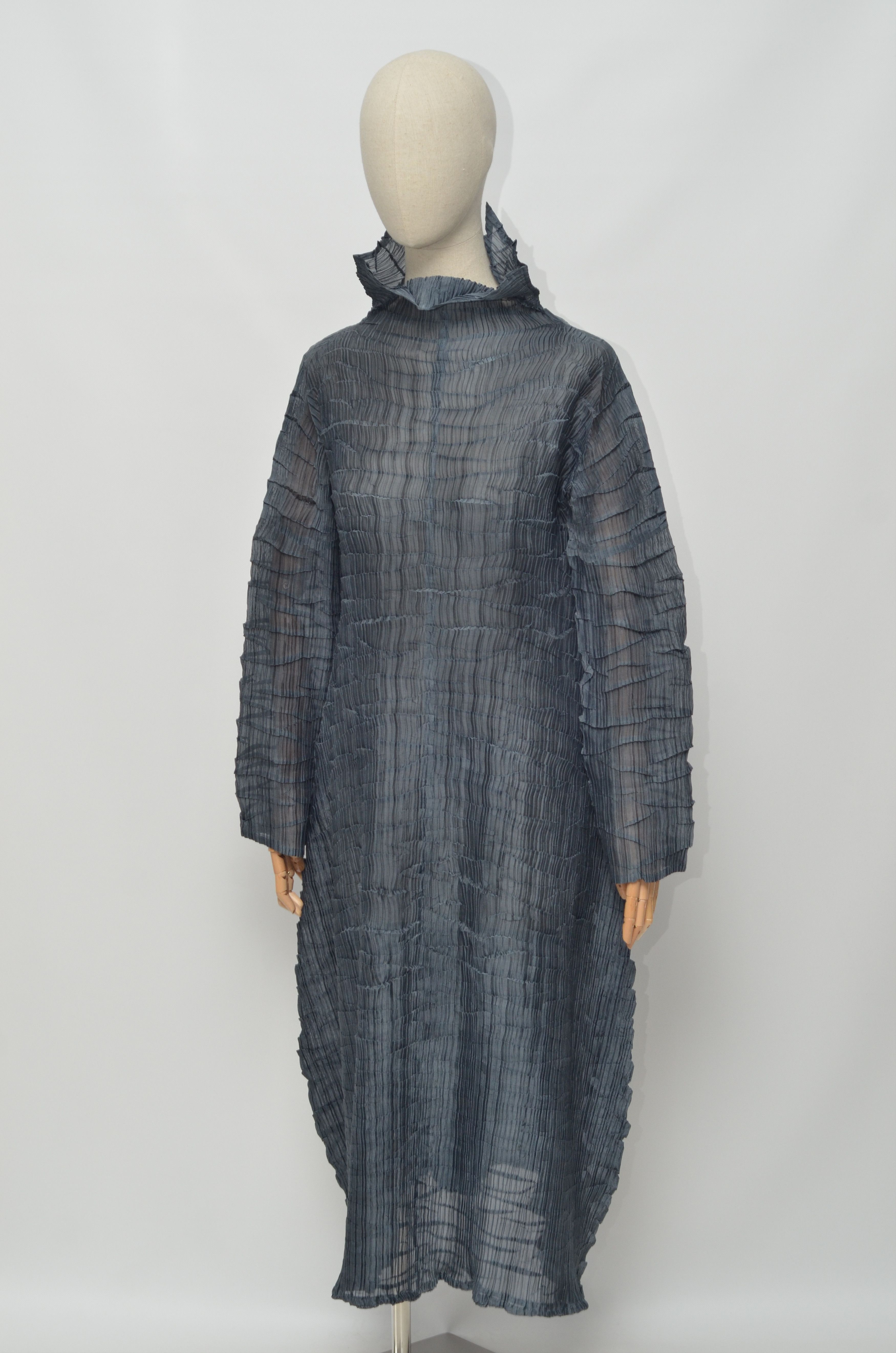 Archival Clothing × Avant Garde × Issey Miyake ISSEY MIYAKE ULTRA RARE ...