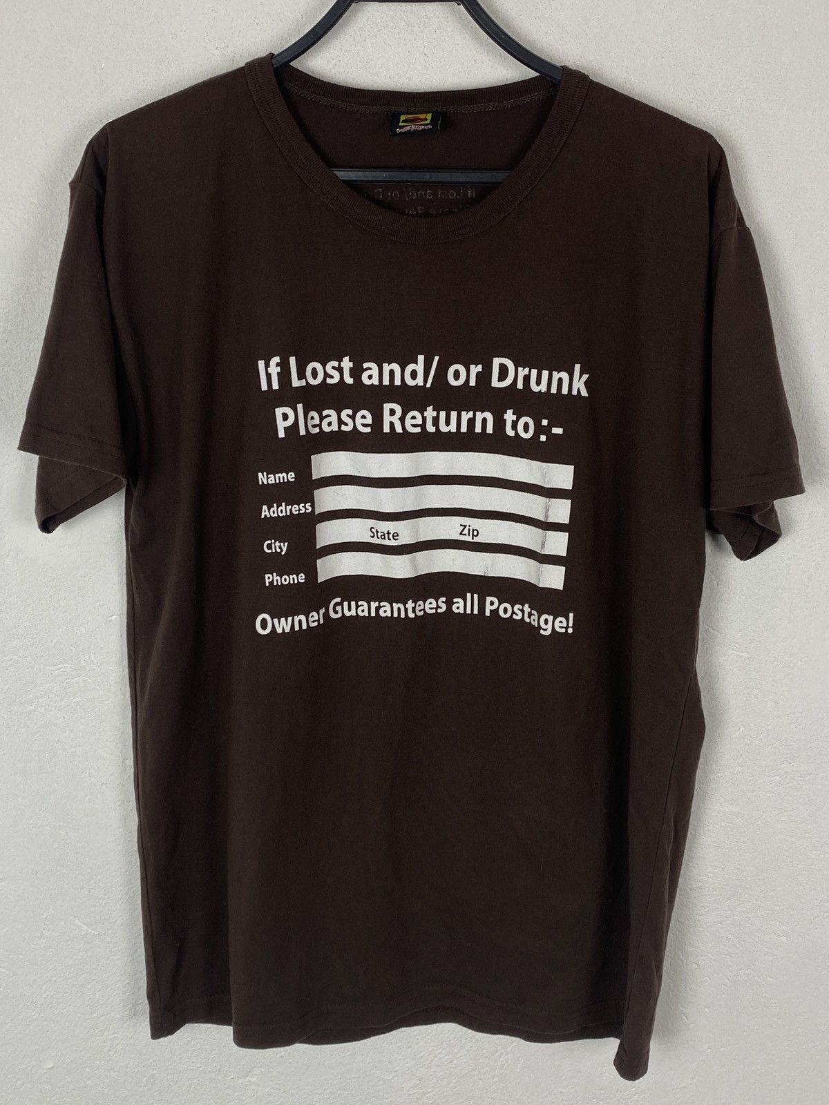 Humor 90s Humor If Lost Or Drunk Please Return To T-Shirt In Brown ...