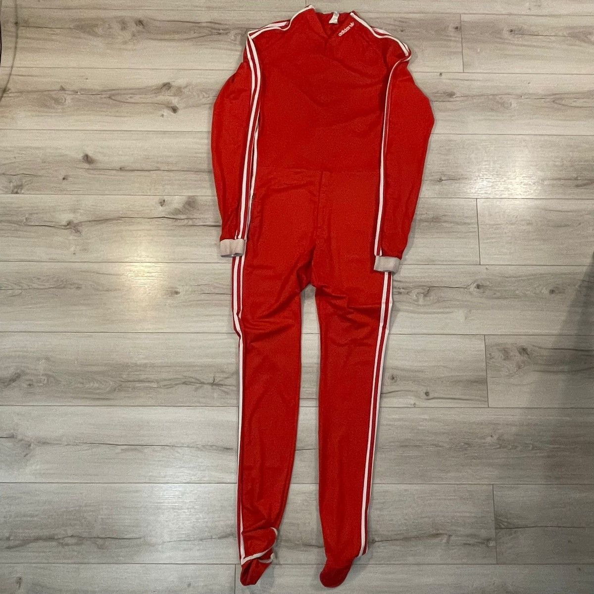 Adidas × Vintage Adidas red tracksuit jumpsuit sportswear vintage 90s ...