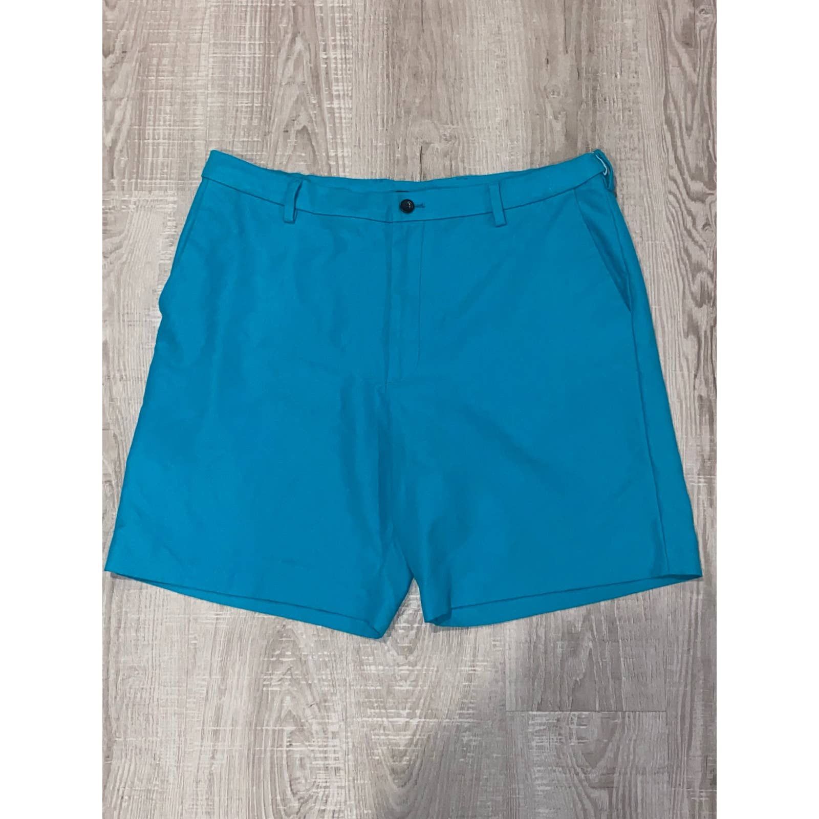 Chaps CHAPS MENS GOLF SHORTS | Grailed