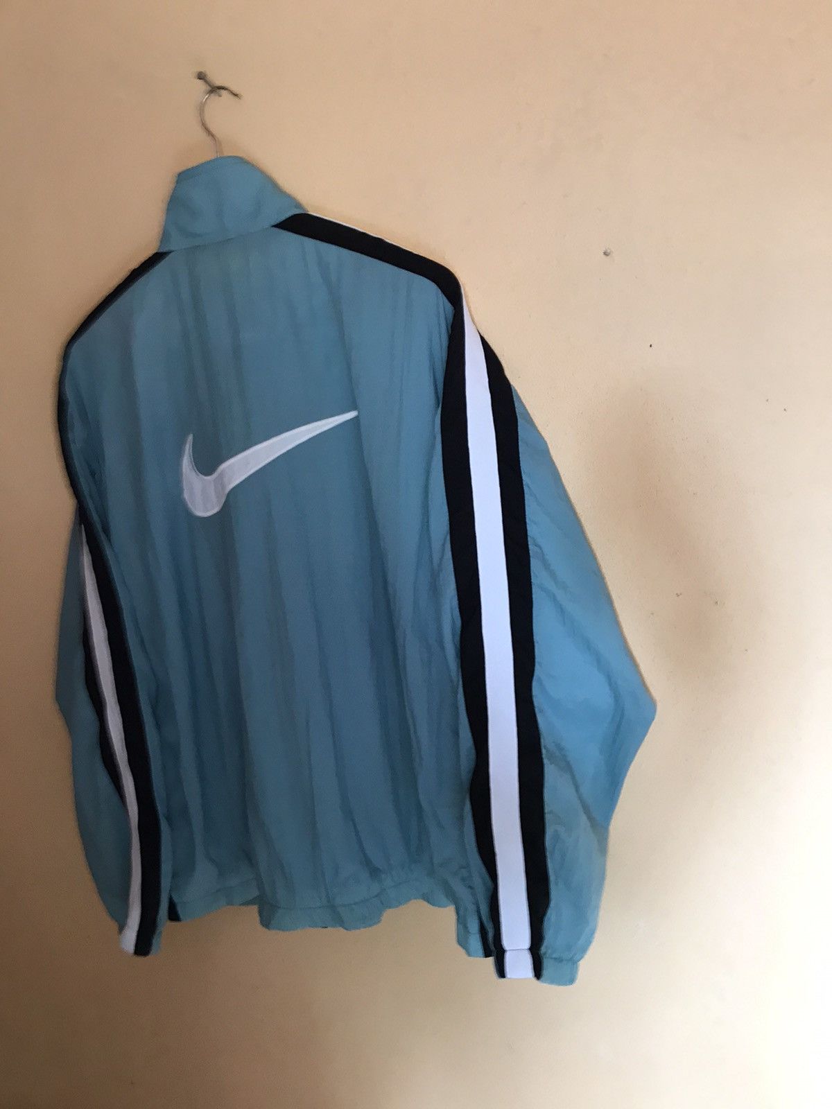 Nike RARE VINTAGE 90s NIKE GREY TAG JACKET | Grailed