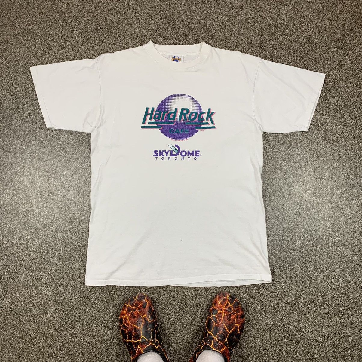 Vintage Vintage 80s Hard Rock Cafe Toronto Tee Streetwear Y2K Styrl ...