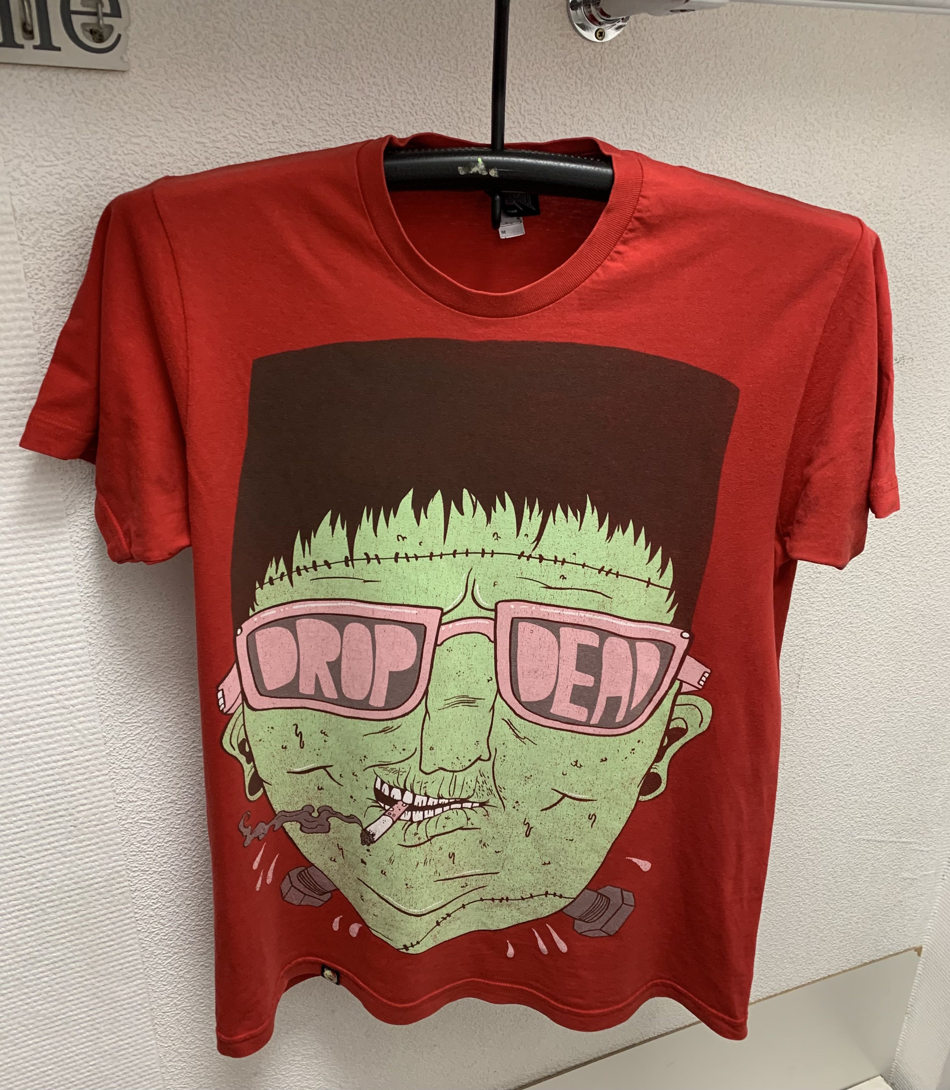 Drop Dead Clothing Drop dead big logo red t-shirt M the party squad ...