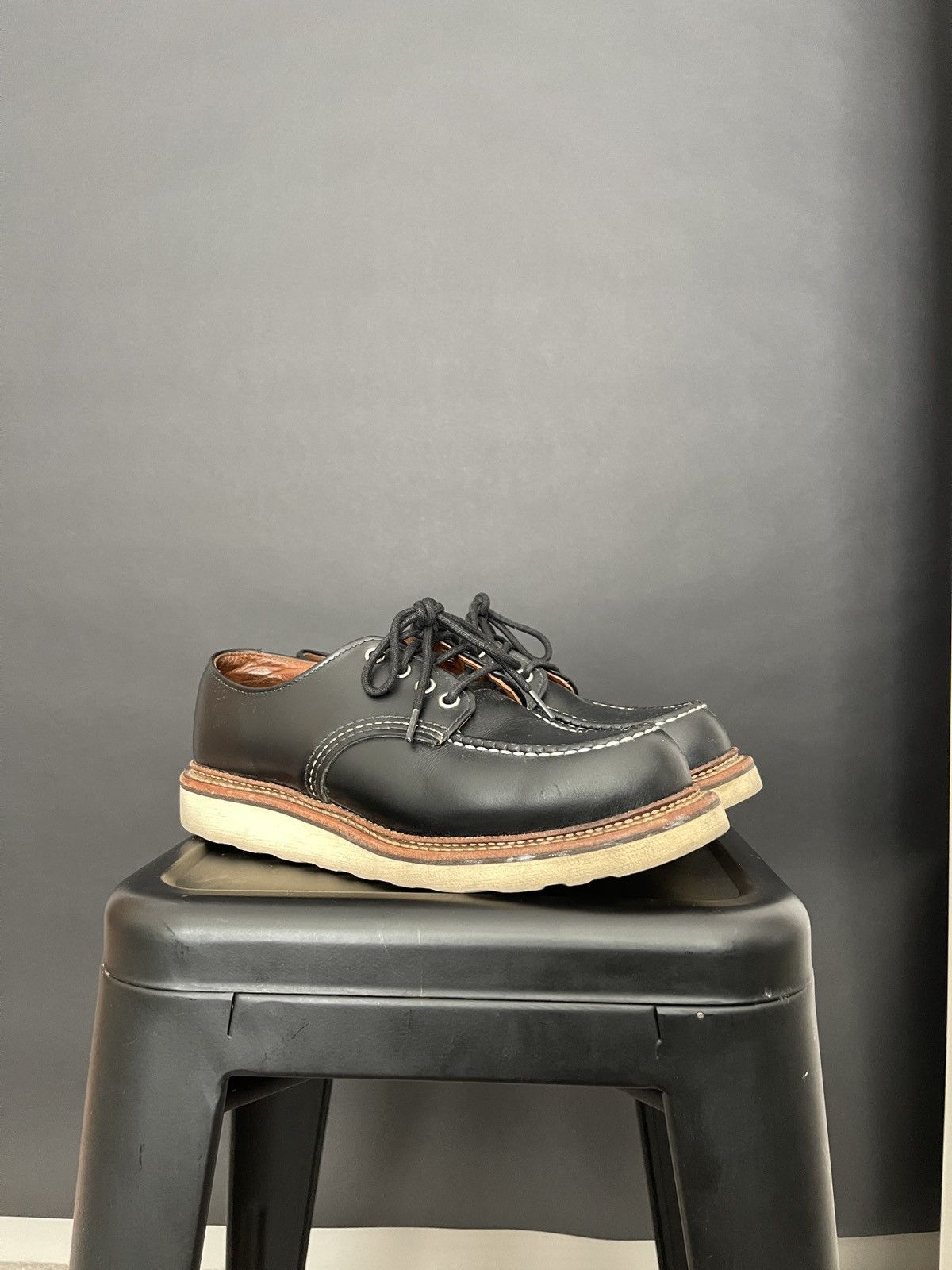 Red Wing 8106 Classic Oxford | Grailed