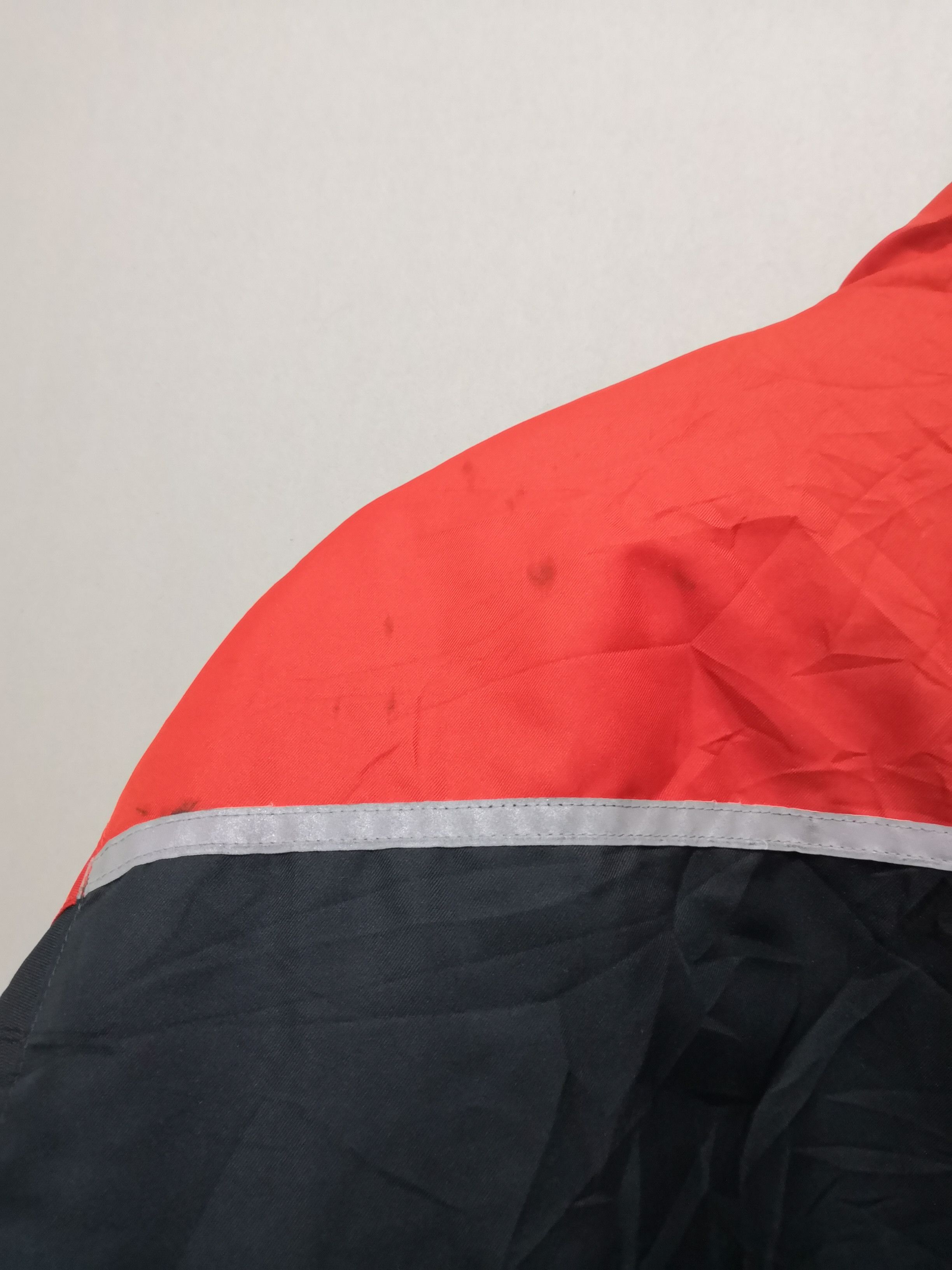 Ferrari × Racing Vintage F1 Ferrari Team Shell Helix Quilted Lined ...