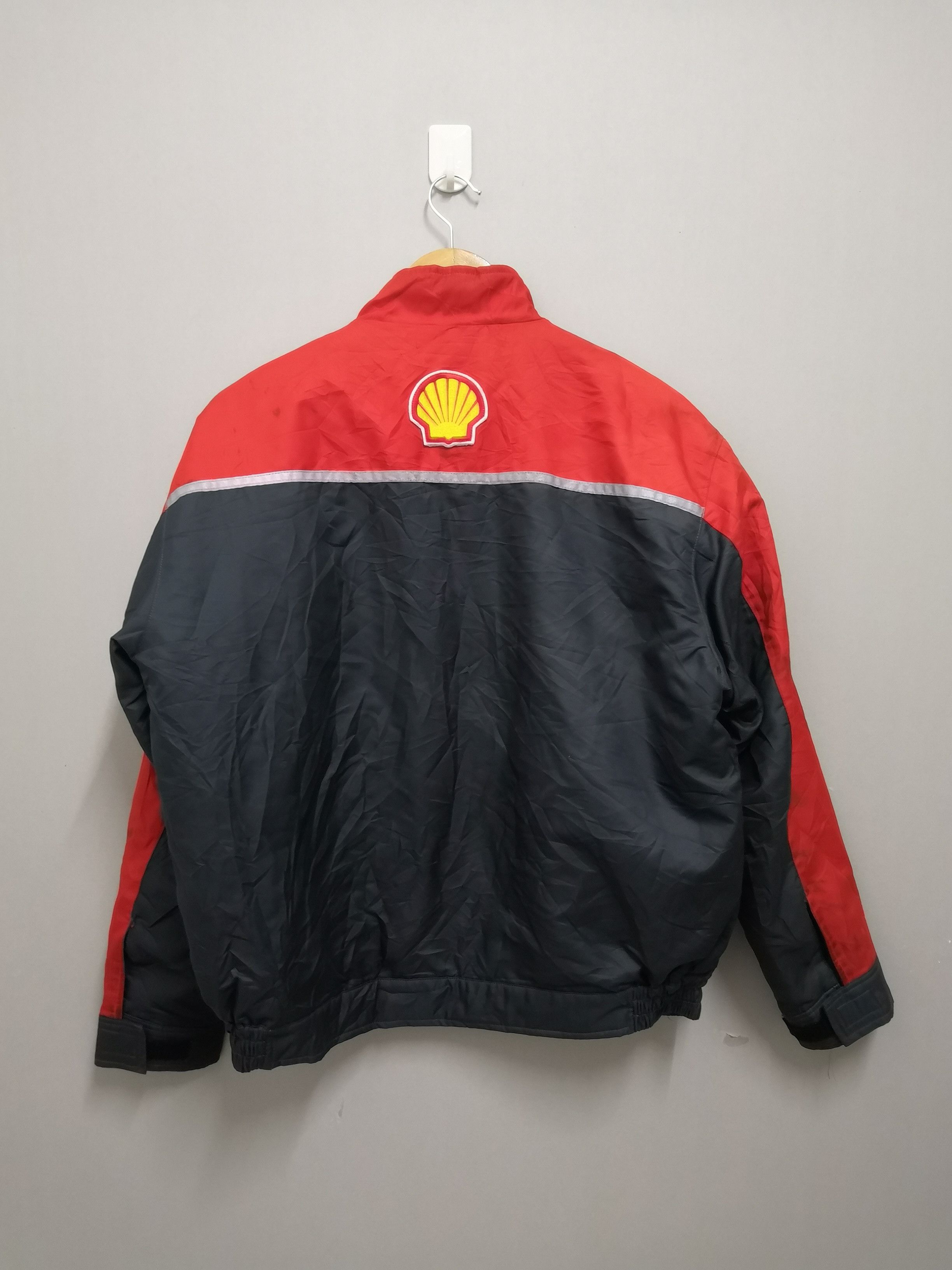 Ferrari × Racing Vintage F1 Ferrari Team Shell Helix Quilted Lined ...