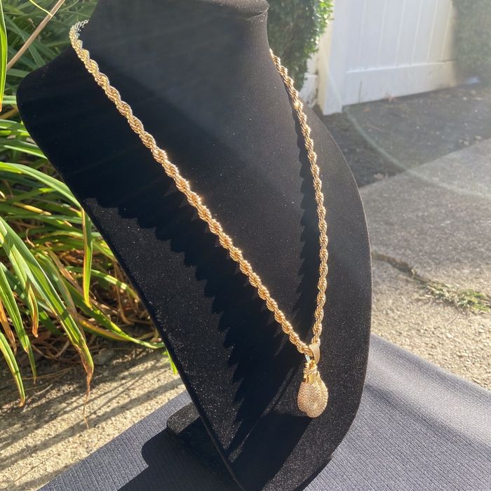 Gold Chain Gold Chain Rope Chain 24in 6mm and Icy Boxing Gloves Pendant ...