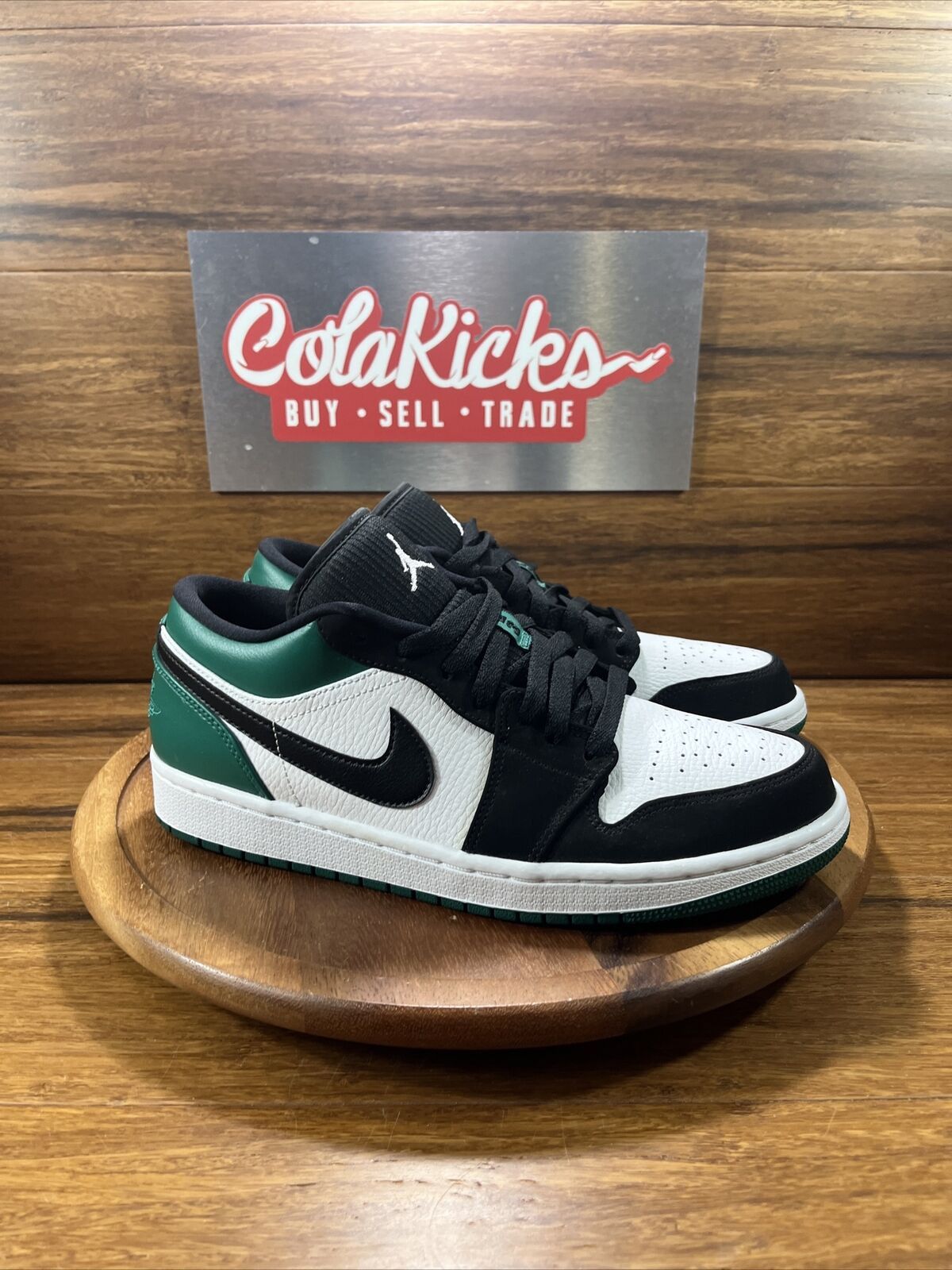 Jordan Brand Air Jordan 1 Low 'Mystic Green' - 553558-113 - Size 8.5 ...